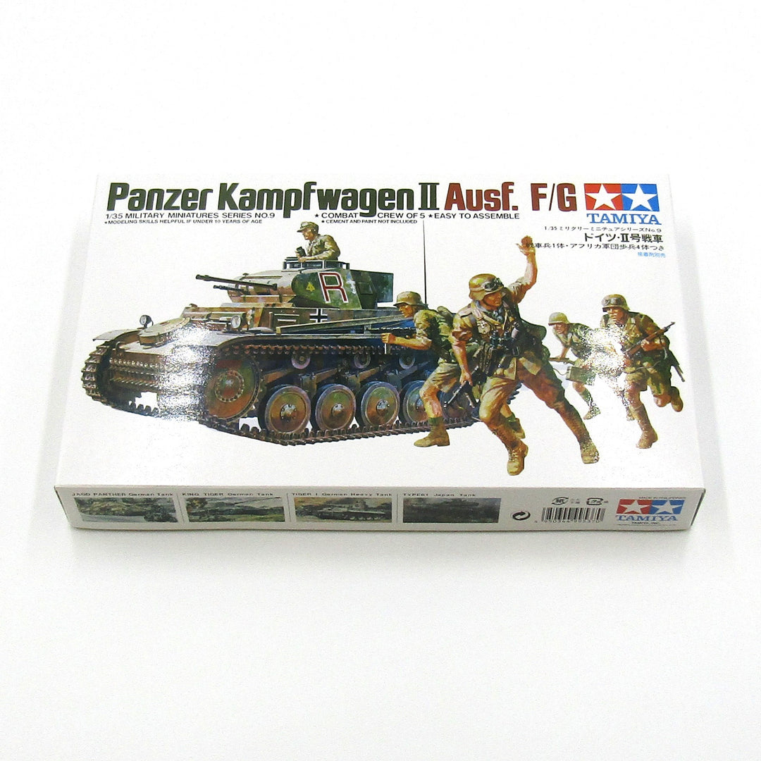 Tamiya 35009 1/35 Military Miniatures Series: Panzer Kampfwagen II Aus ...
