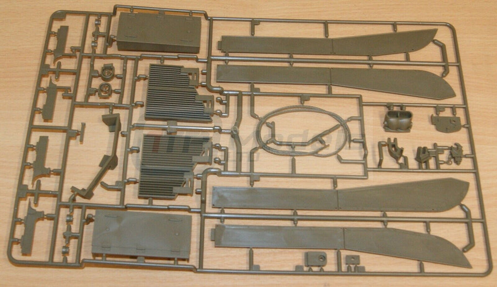 Tamiya 56015 U.S Medium Tank M26 Pershing T26E3, 0005875/10005875 C Pa ...